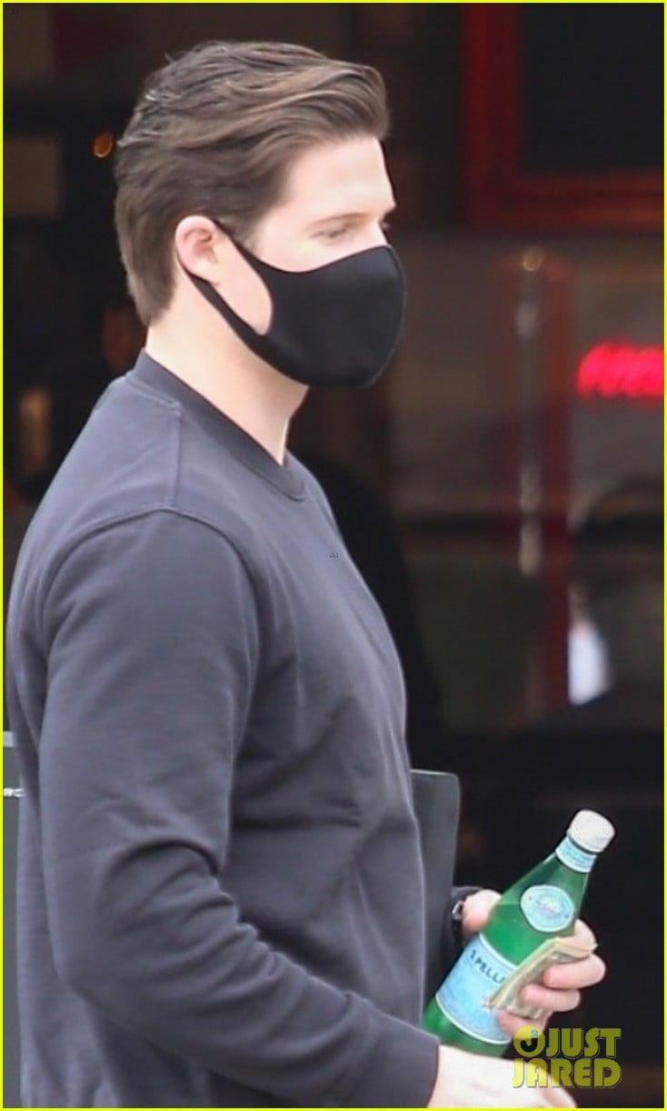 Calvin Klein & Boyfriend Kevin Baker Enjoy Lunch Outside Together in ...