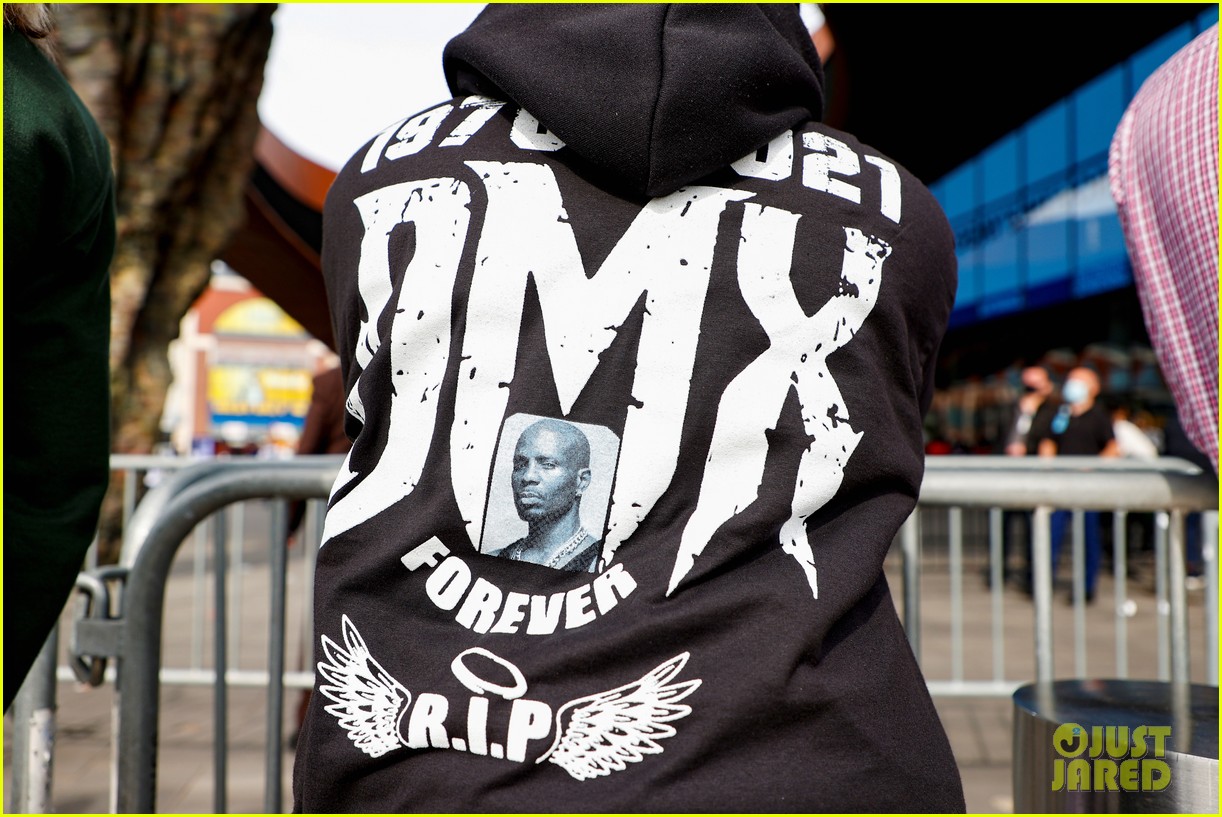 DMX's Casket Rides on Monster Truck En Route to Memorial Service ...