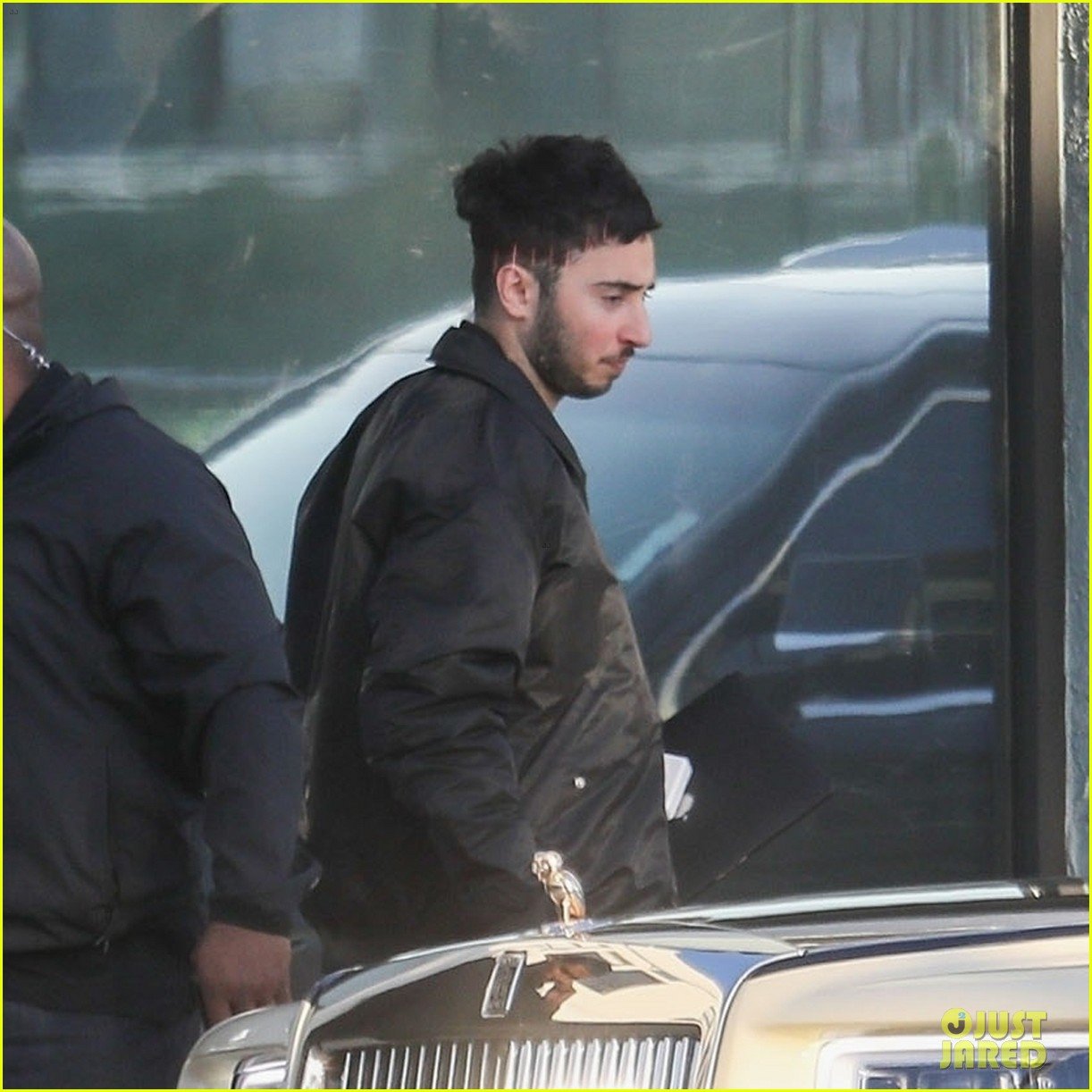 Drake Hits the Studio Alongside Pal Zack Bia : Photo 4538411 | Drake ...