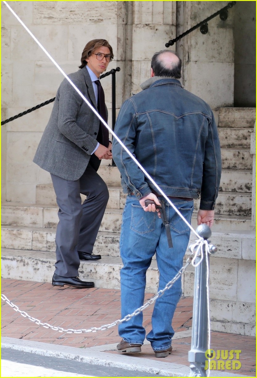 Adam Driver Films Maurizio Gucci's Murder Scene for 'House of Gucci ...