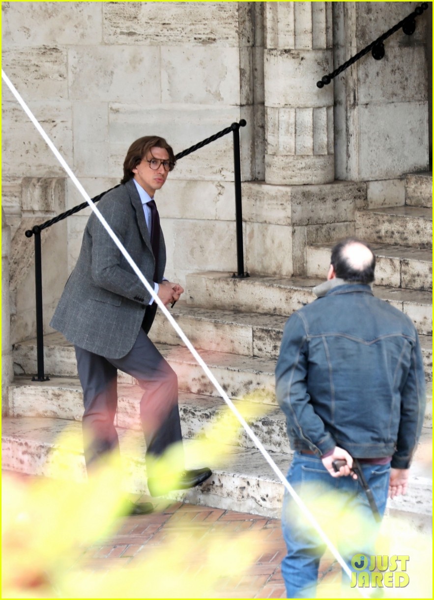 Adam Driver Films Maurizio Gucci's Murder Scene for 'House of Gucci ...