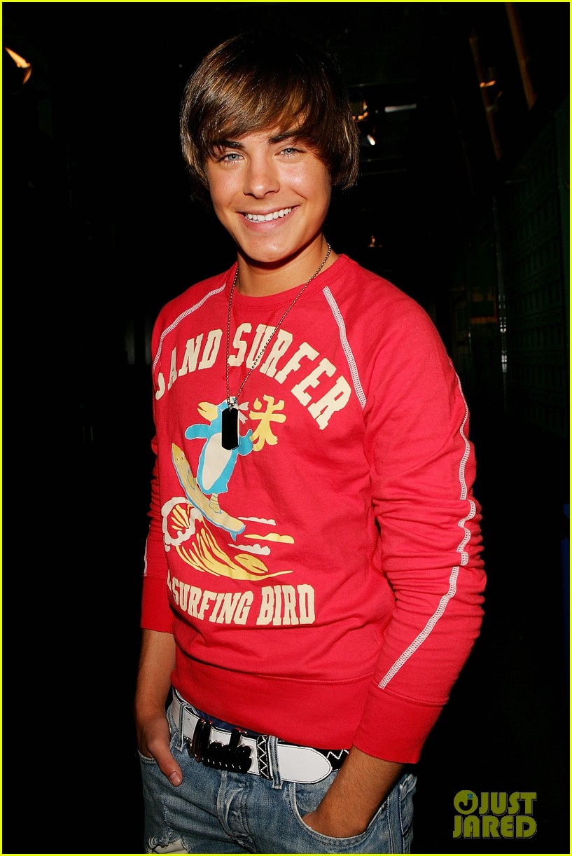 See Zac Efron's Evolution in Hollywood Through These 70+ Photos: Photo ...