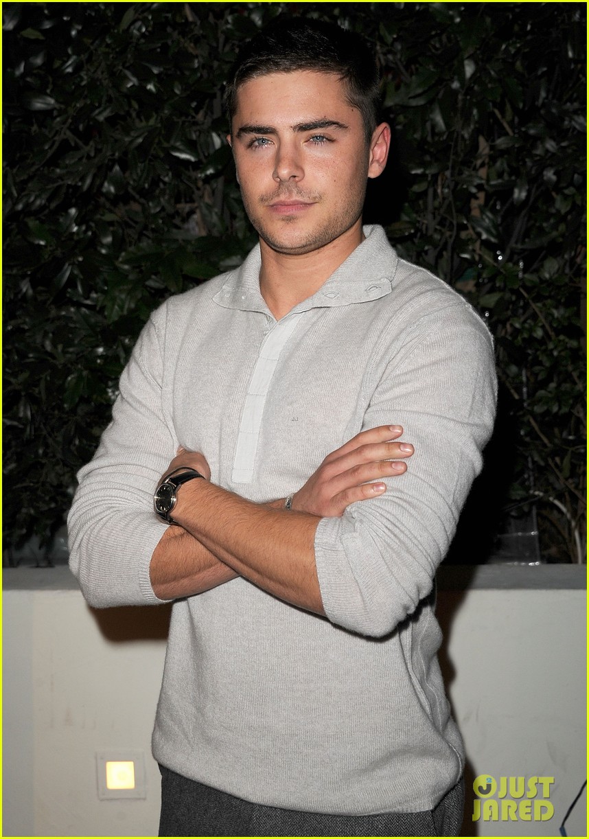 See Zac Efron's Evolution in Hollywood Through These 70+ Photos: Photo ...