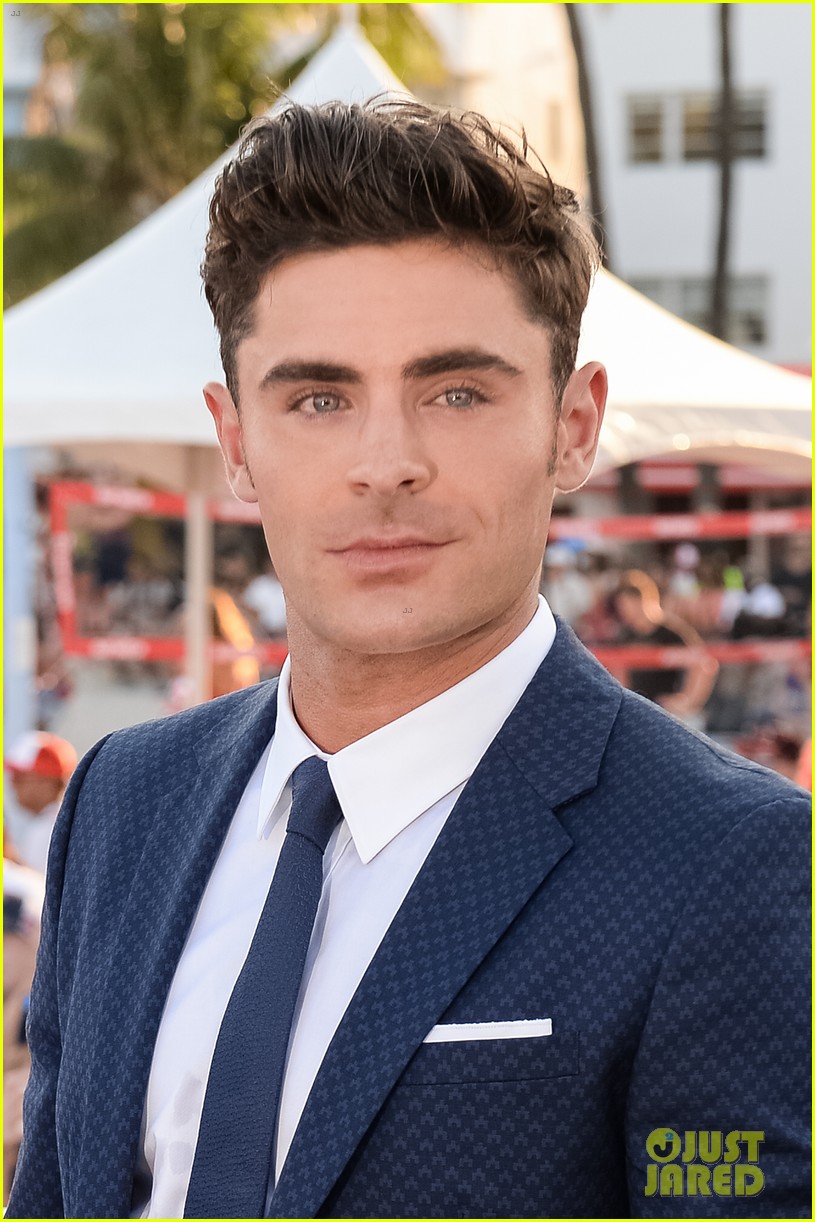 See Zac Efron's Evolution in Hollywood Through These 70+ Photos: Photo ...