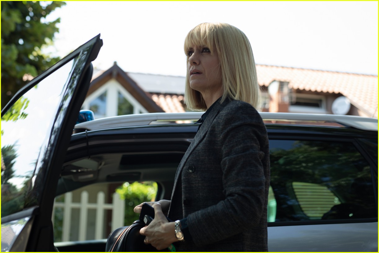 Netflix's 'The Innocent' (2021) Cast List - See Who Plays Who!: Photo ...