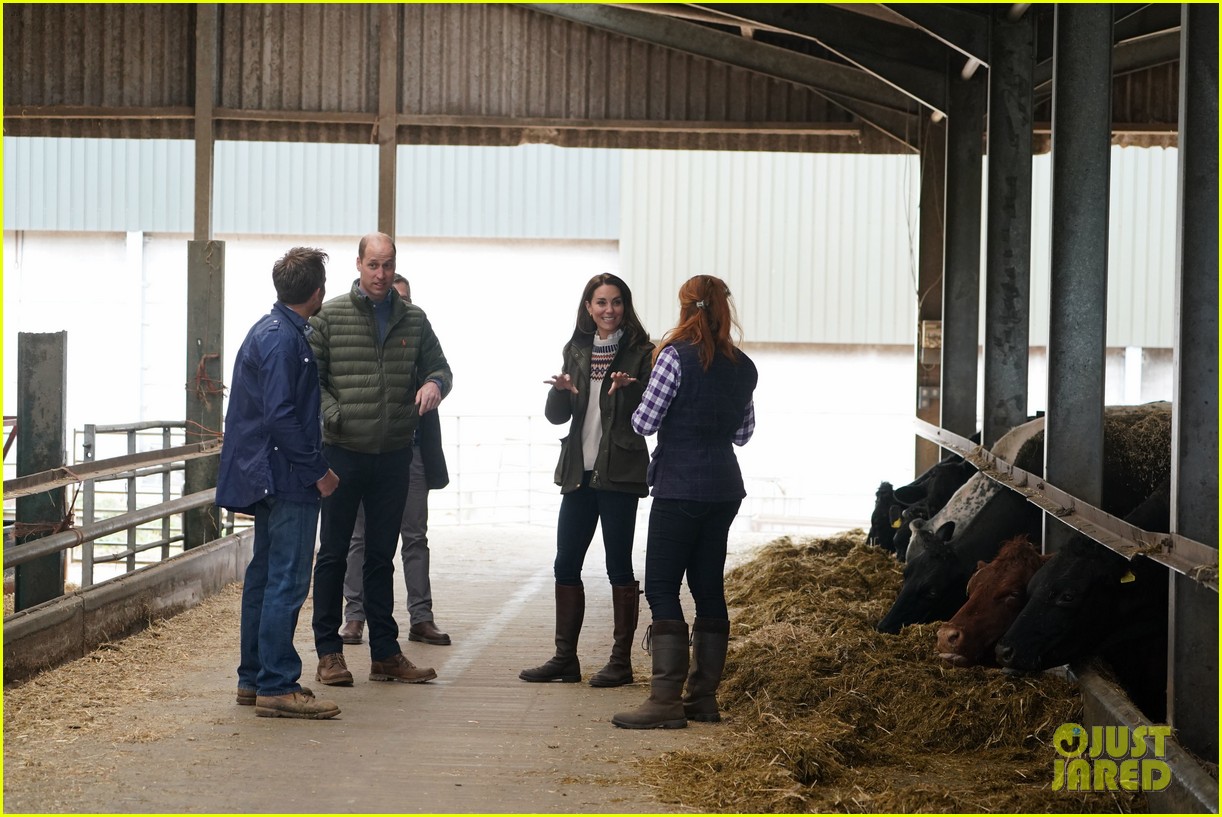 Kate Middleton & Prince William Enjoy a Day at a Farm Petting Animals ...