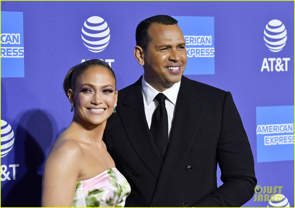 Jennifer Lopez's Friend Reveals Reason Why She Broke Up with Alex ...