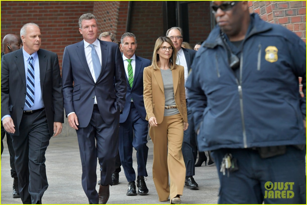 Lori Loughlin's Husband Mossimo Giannulli Gets Early Release from Prison: Photo 4538389 | Lori ...