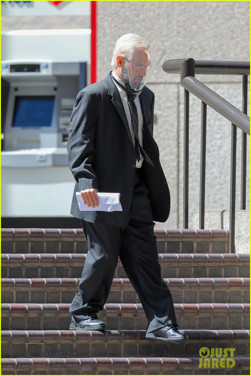 Paul Rudd, Who Never Ages, Looks a Lot Older for 'Shrink Next Door ...