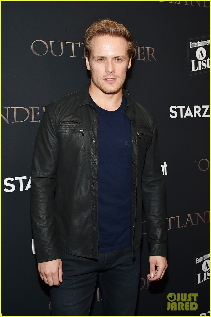 Sam Heughan Rings in His '29th' Birthday With a Buff Gym Selfie: Photo ...