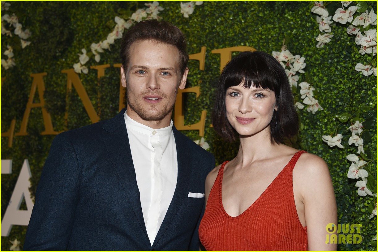 Sam Heughan Rings in His '29th' Birthday With a Buff Gym Selfie: Photo ...