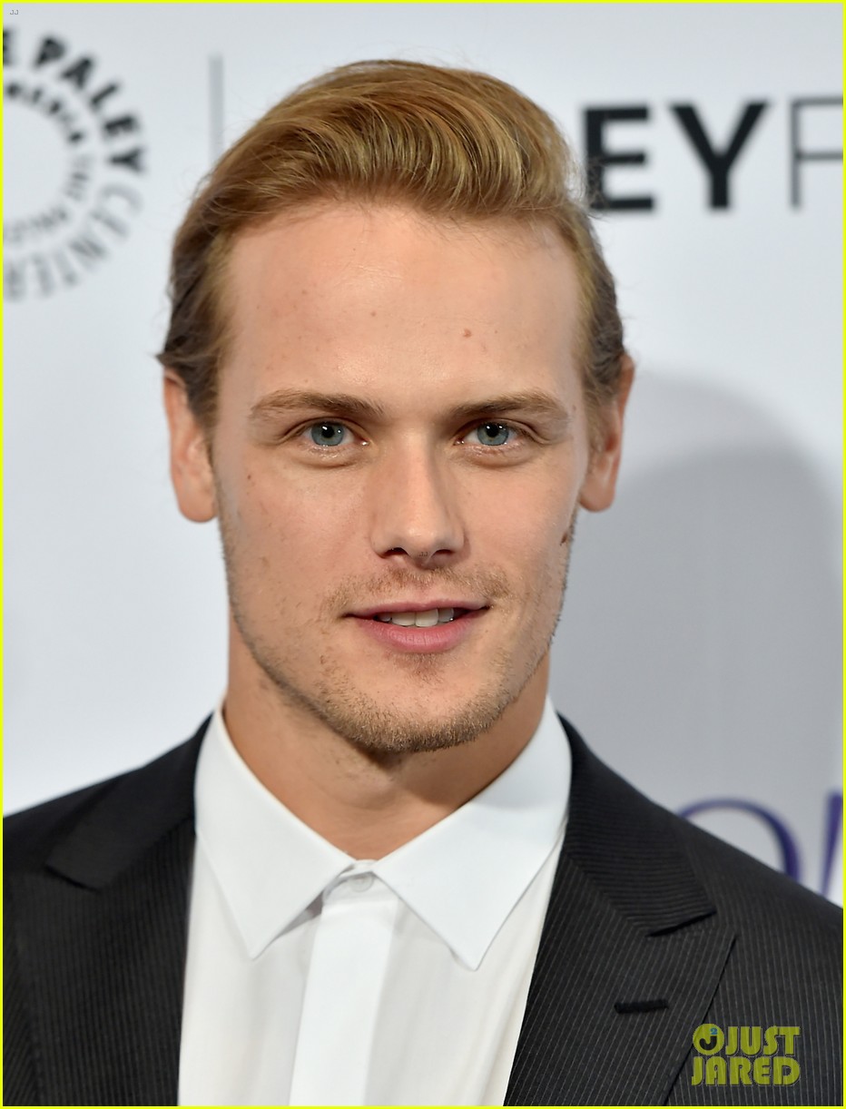Sam Heughan Rings in His '29th' Birthday With a Buff Gym Selfie: Photo ...