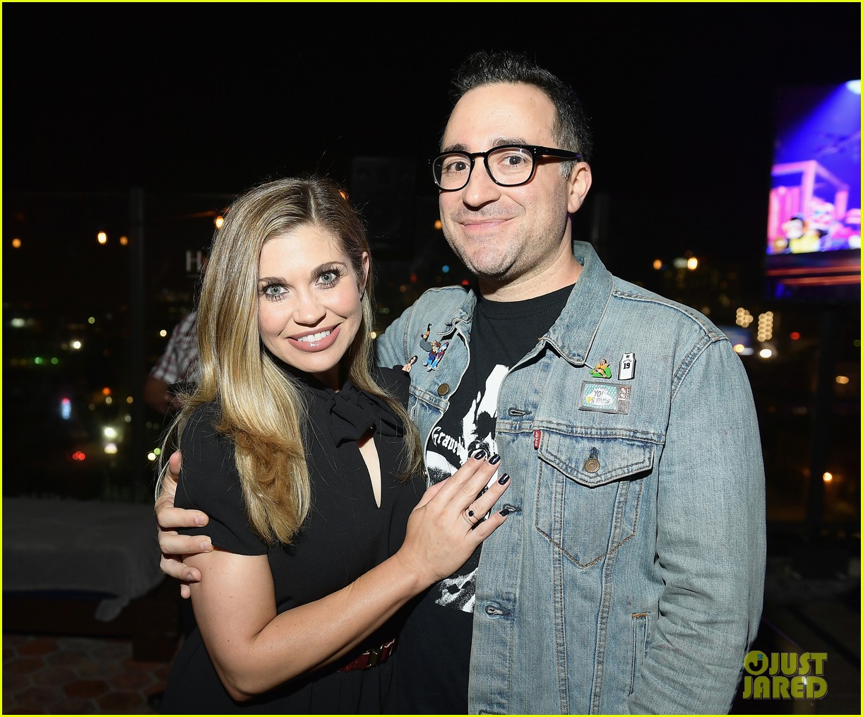 'Boy Meets World' Star Danielle Fishel & Husband Jensen Karp Expecting ...