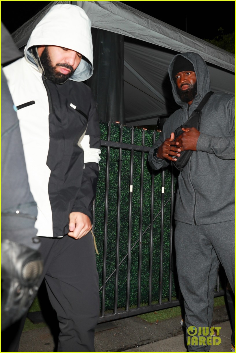 Drake Arrives for a Late Night Dinner in Santa Monica: Photo 4562403 ...
