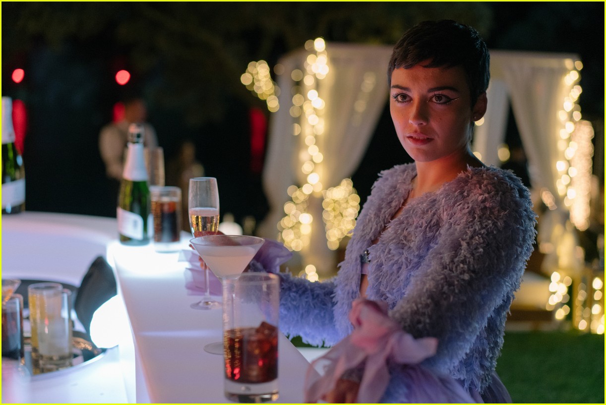 Netflix's Hit Spanish Series 'Elite' Gets Season 4 Trailer Ahead of ...