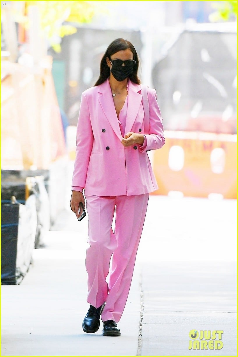 Irina Shayk Brightens the NYC Sidewalk in a Pink Suit: Photo 4555802 ...