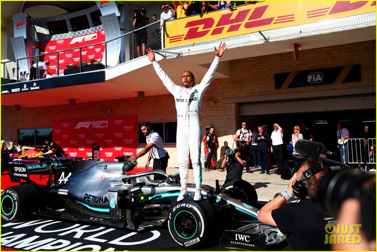 How Much Is Lewis Hamilton Worth? Net Worth Revealed!: Photo 4553966 ...