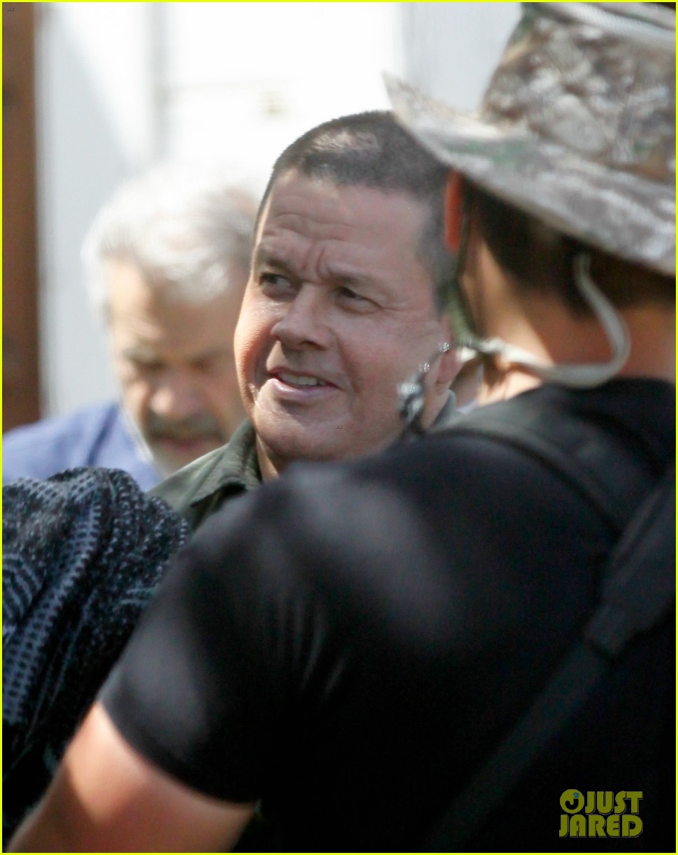 Mark Wahlberg Showcases His Weight Gain for 'Father Stu' Role While ...