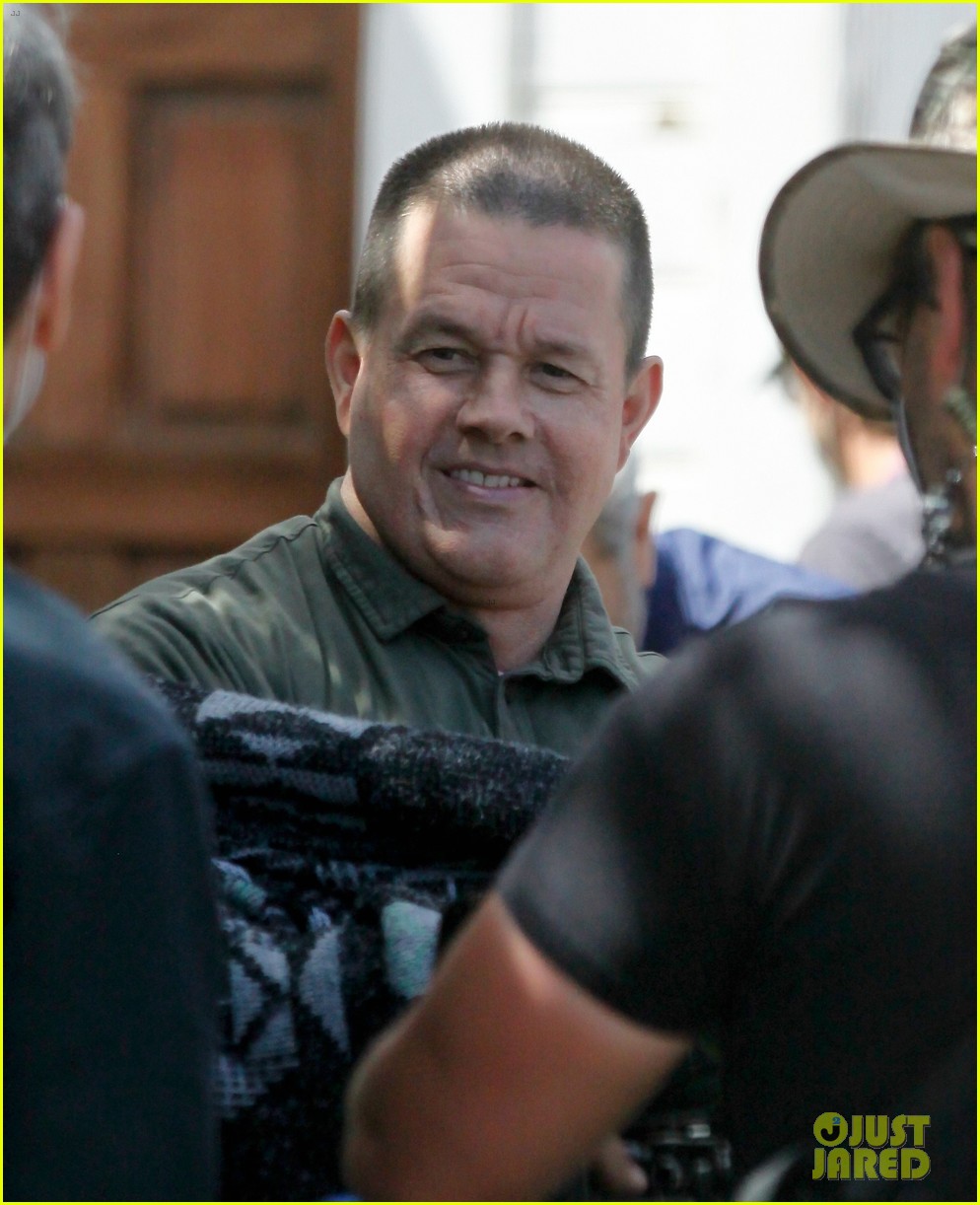 Mark Wahlberg Showcases His Weight Gain for 'Father Stu' Role While ...