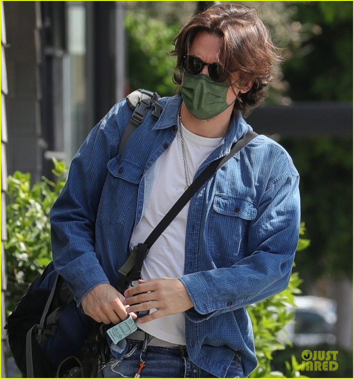 John Mayer Stays Safe in a Face Mask While Out for the Day in WeHo ...