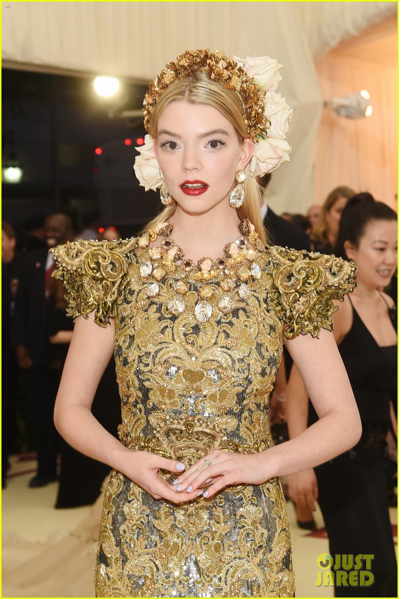 Anya Taylor-Joy Reveals Why Working With Josh O'Connor Was a 'Nightmare ...