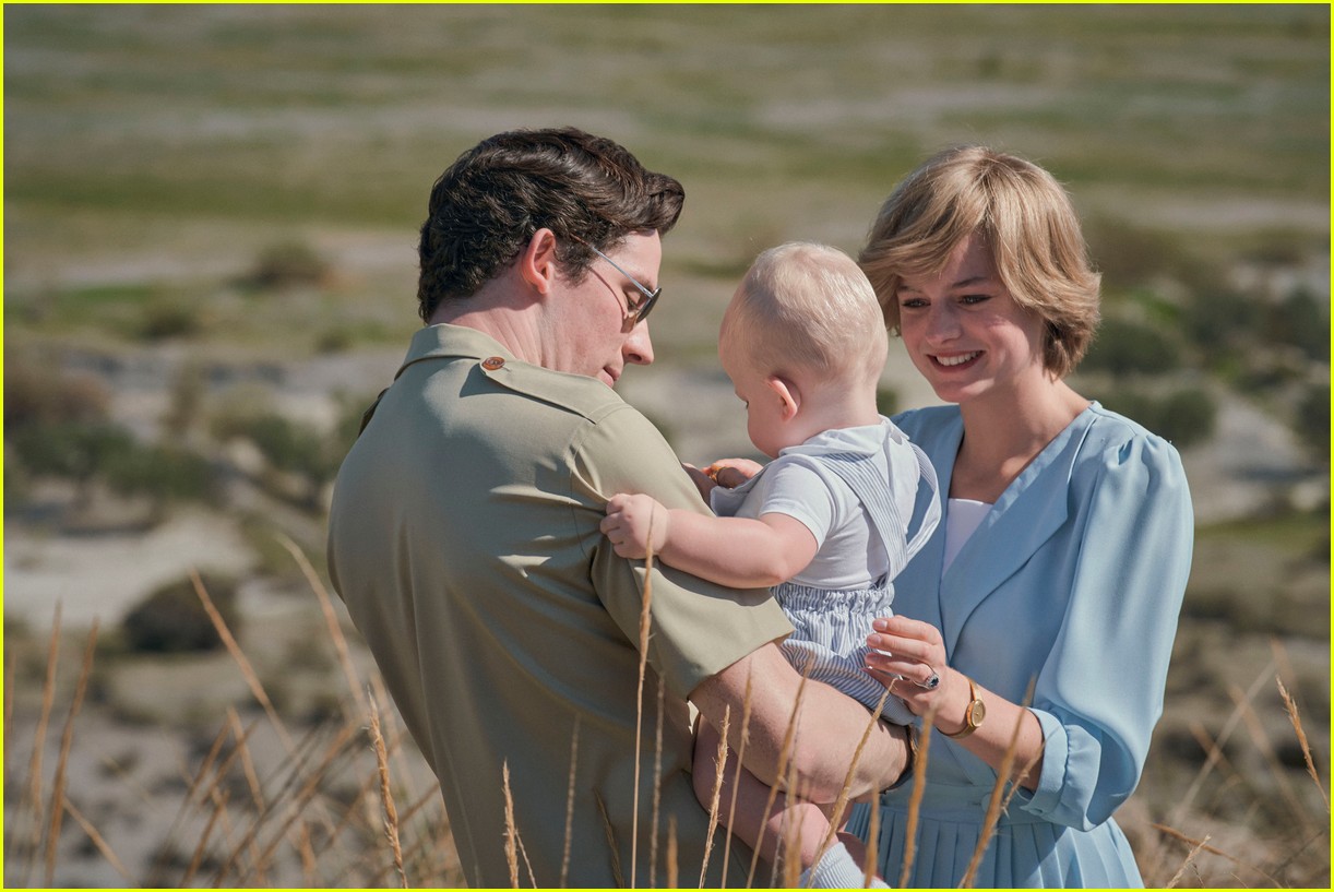 Emma Corrin Reveals the Unusual Way She Was Cast in 'The Crown' as ...