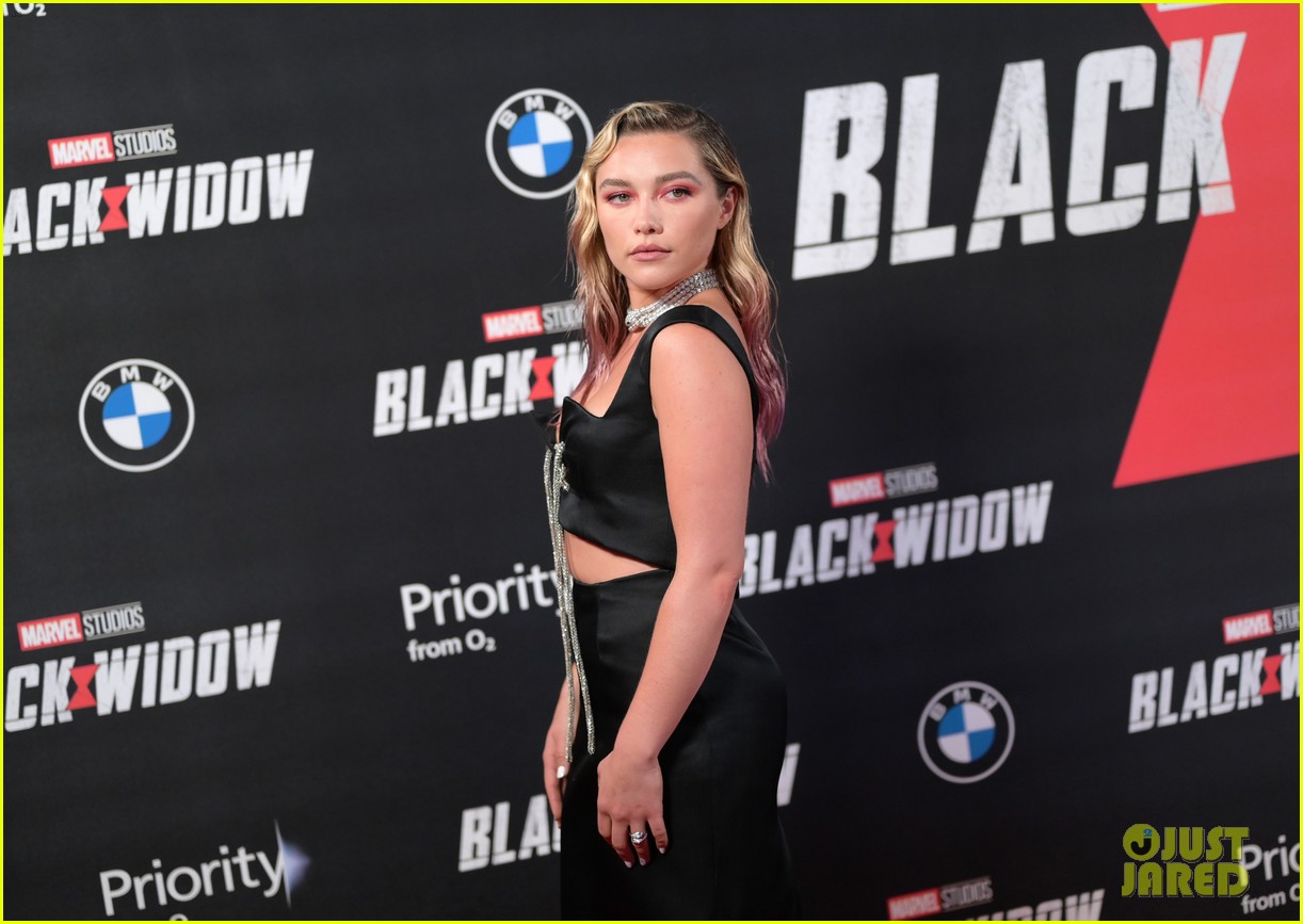 Florence Pugh Picks Her Poster's Nose at 'Black Widow' Premiere in ...