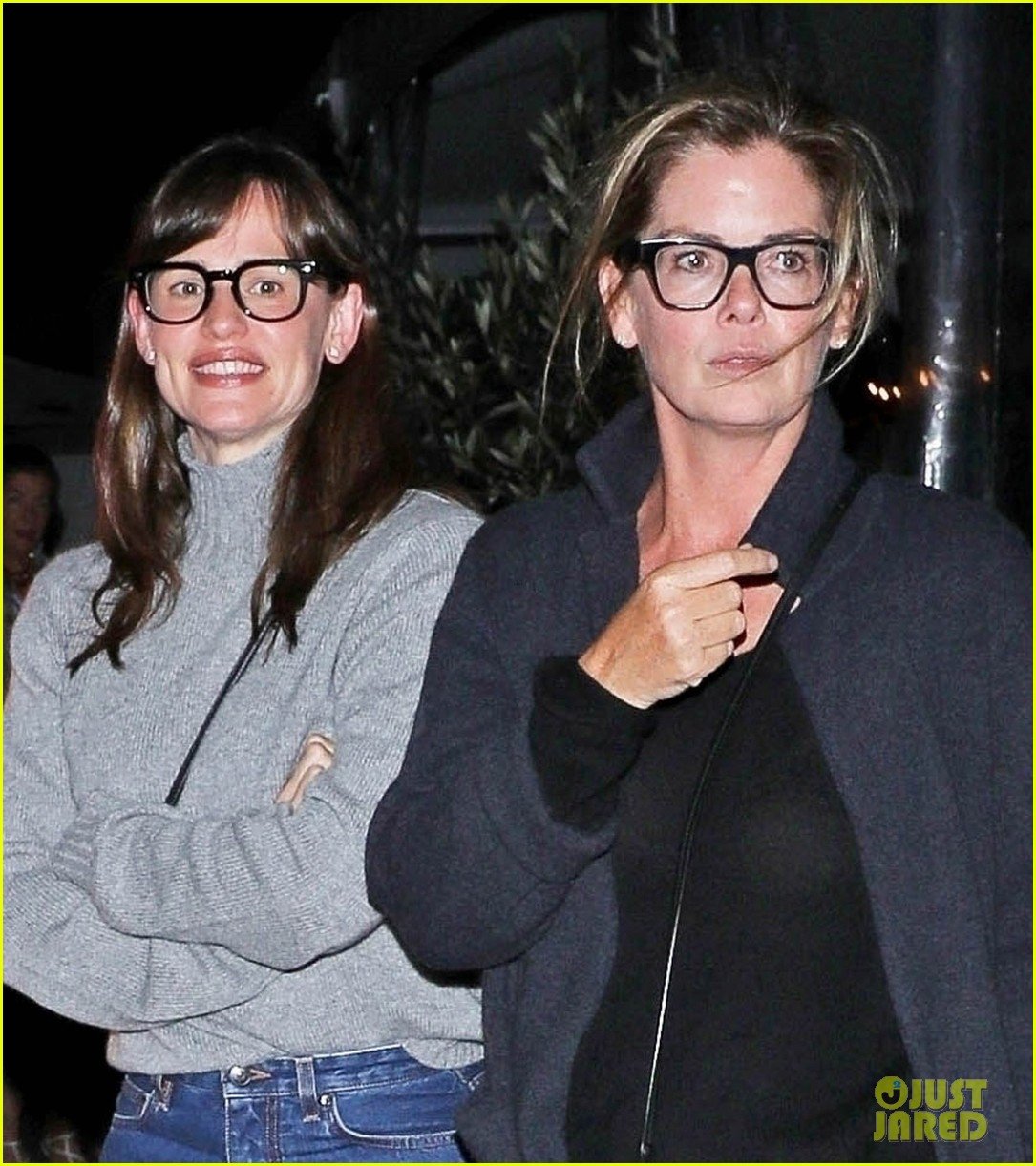 Jennifer Garner Reunites with 'Alias' Creator J.J. Abrams for Dinner ...