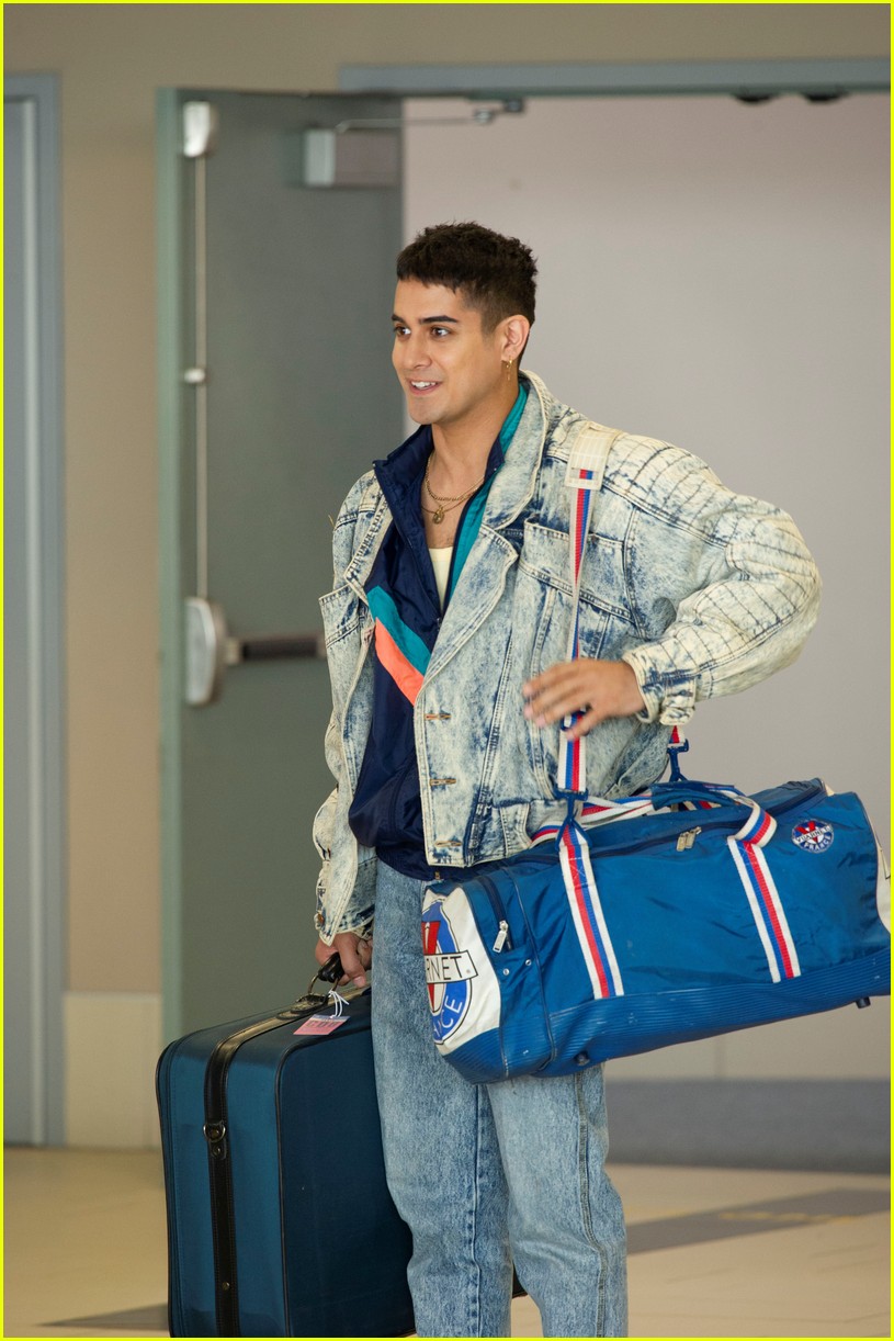 Justin Hartley Is Unrecognizable in 'The Exchange' Movie Trailer ...