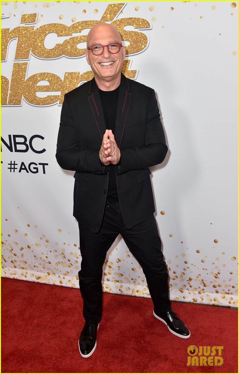 Howie Mandel Gets Honest About 'Painful' OCD Struggle, Says He's 'Living in a Nightmare': 'I'm ...