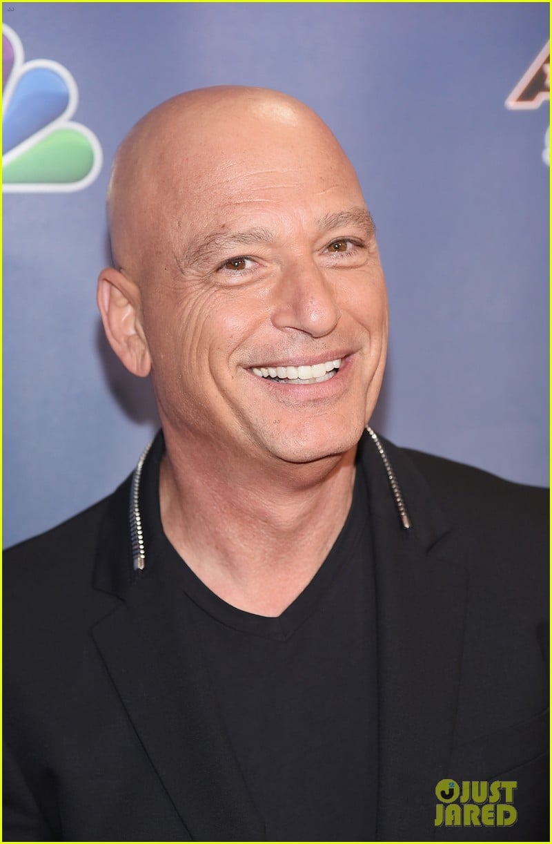 Howie Mandel Gets Honest About 'Painful' OCD Struggle, Says He's 'Living in a Nightmare': 'I'm ...