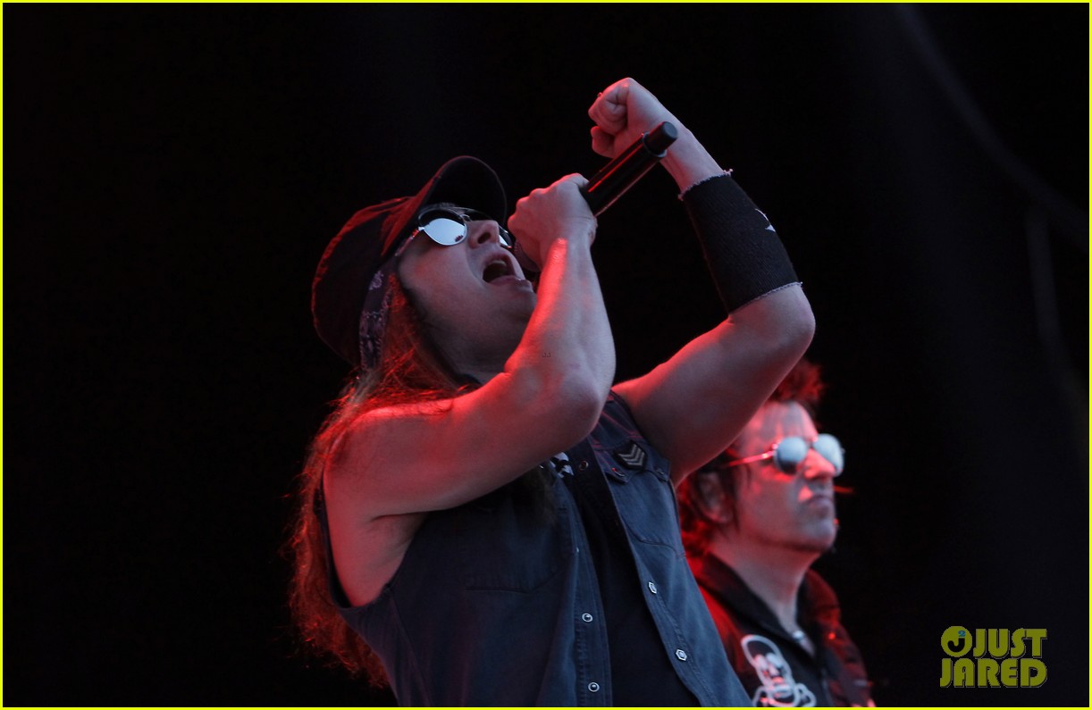 Johnny Solinger Dead - Skid Row Singer Dies at 55: Photo 4577405 | RIP ...