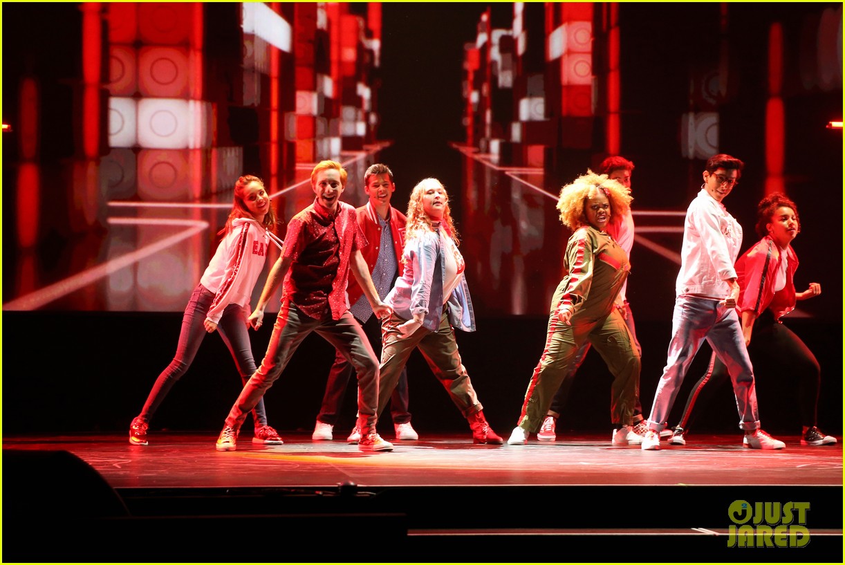 'High School Musical' Star Larry Saperstein Comes Out as Bisexual ...