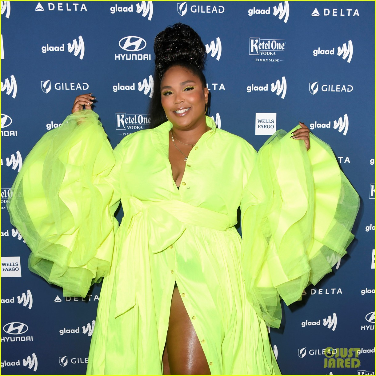 Lizzo Announces That It Is Officially Big Girl Summer: Photo 4569880 ...