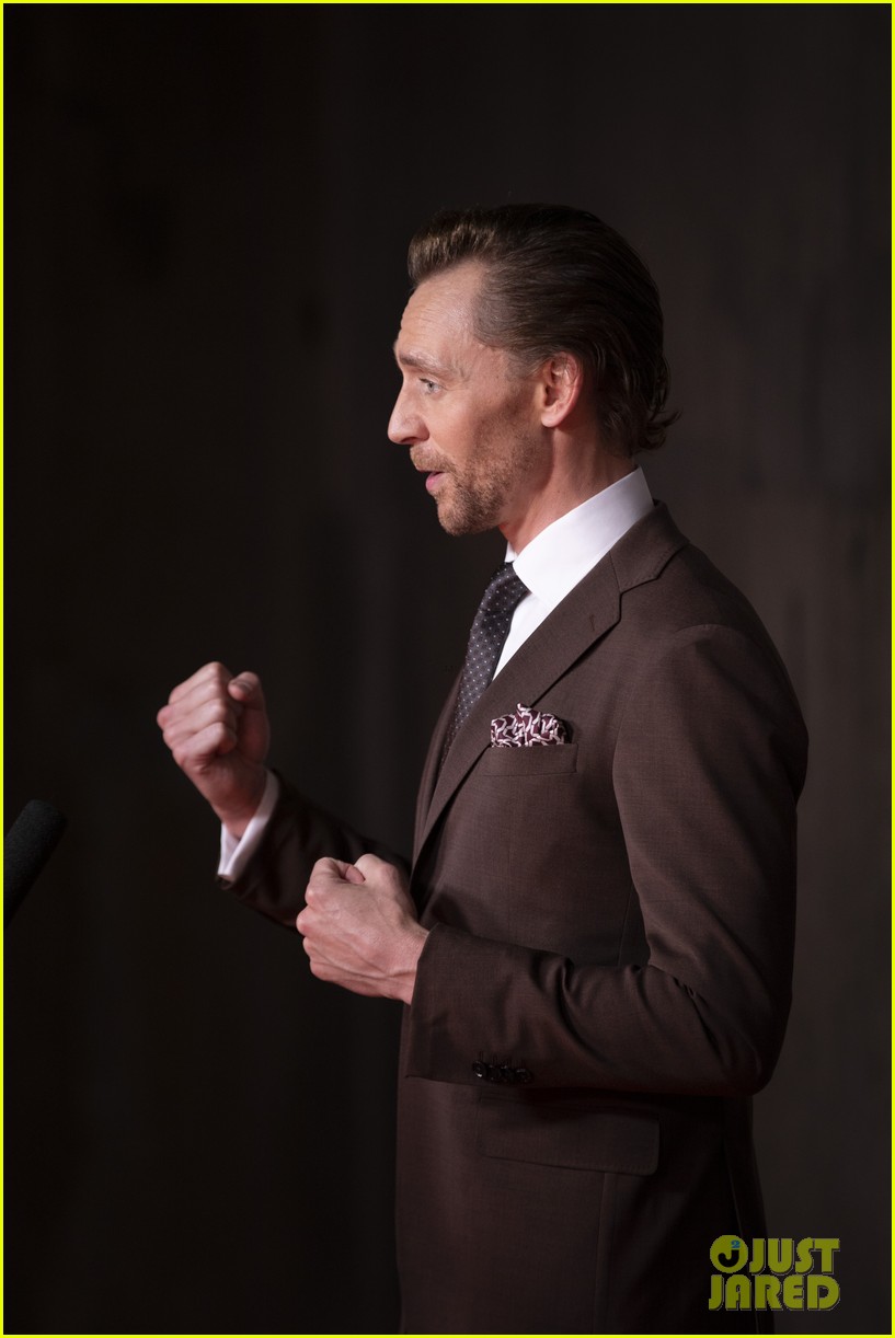 Tom Hiddleston & Owen Wilson Celebrate 'Loki' Premiere From London & LA ...
