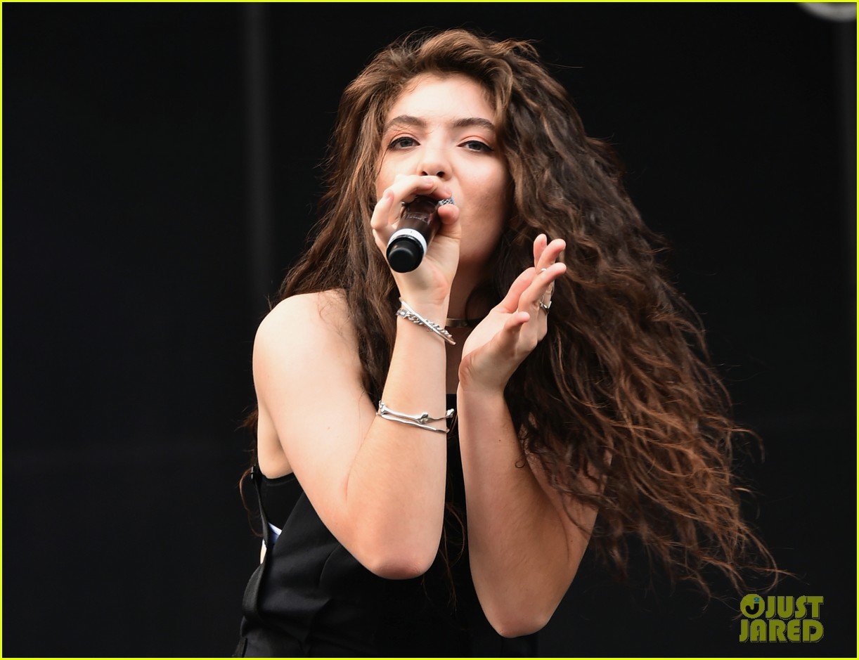 Lorde's Summery Comeback Song 'Solar Power' Arrives - Listen & Read the ...