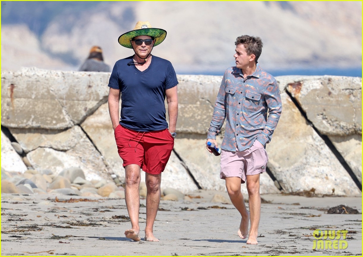 Rob Lowe Walks the Beach with Son John Owen: Photo 4562673 | Rob Lowe ...
