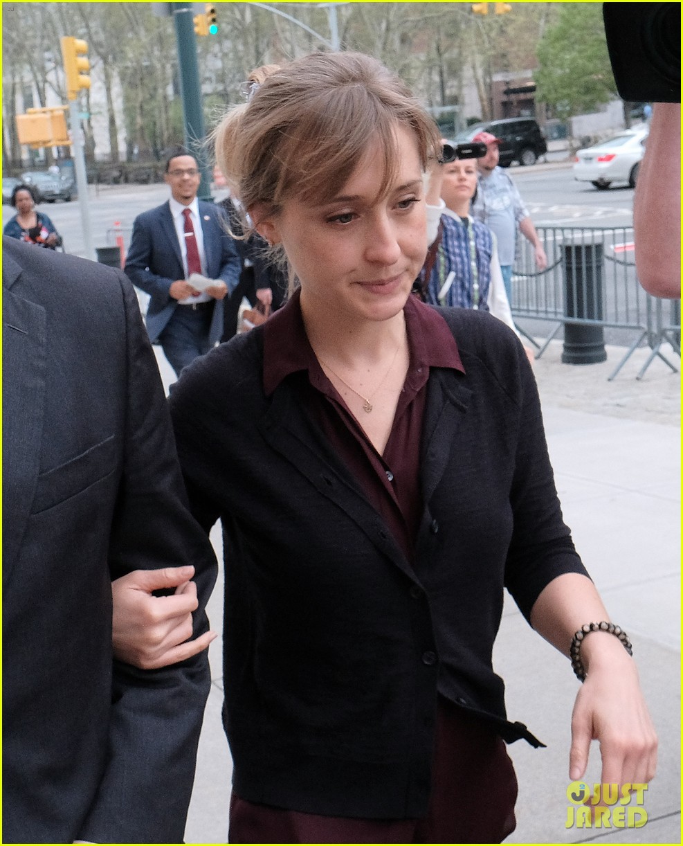 Allison Mack Speaks Out Days Ahead of Sentencing for Role in NXIVM Cult ...