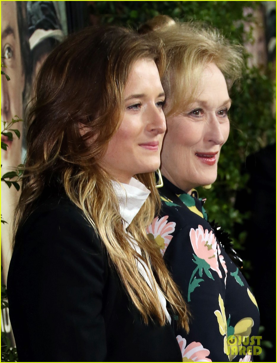 Mark Ronson & Grace Gummer Are Engaged!: Photo 4565847 | Engaged, Grace ...