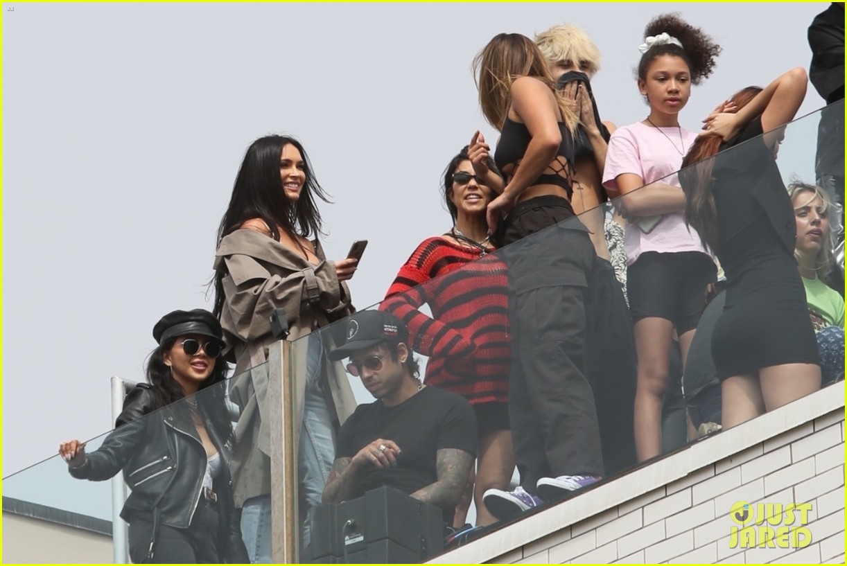 Megan Fox, Kourtney Kardashian, & Addison Rae Attend Machine Gun Kelly ...