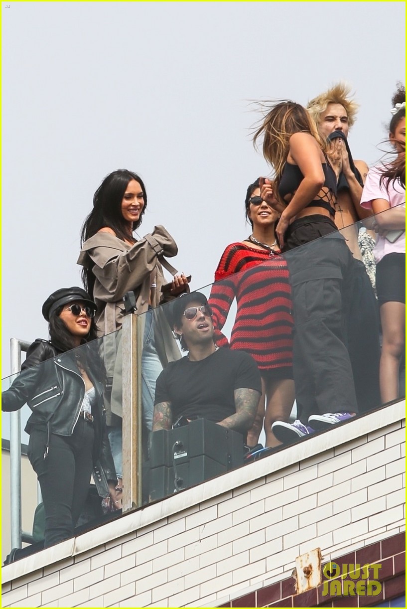 Megan Fox, Kourtney Kardashian, & Addison Rae Attend Machine Gun Kelly ...