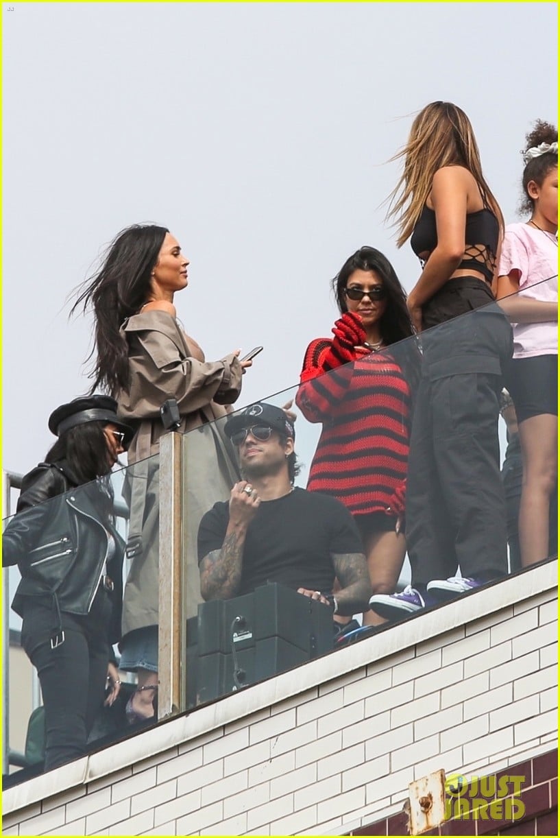 Megan Fox, Kourtney Kardashian, & Addison Rae Attend Machine Gun Kelly ...