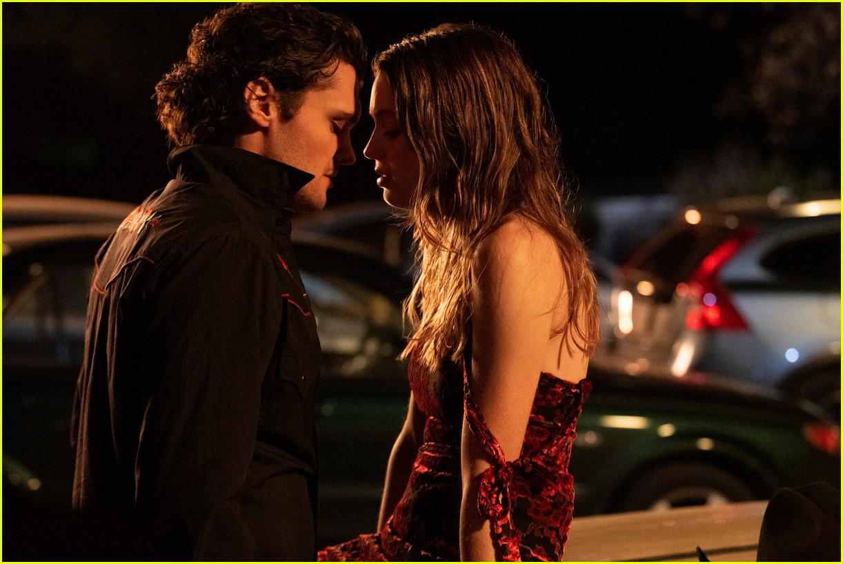 Meet Ray Nicholson, Star of 'Panic' & Son of Jack Nicholson - 5 Things ...