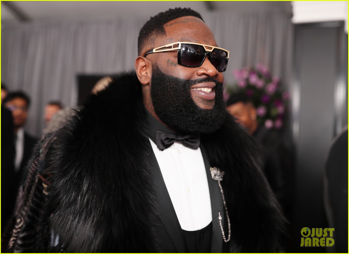 Rapper Rick Ross Mows His Own 235-Acre Lawn On A Custom Tractor: Photo ...