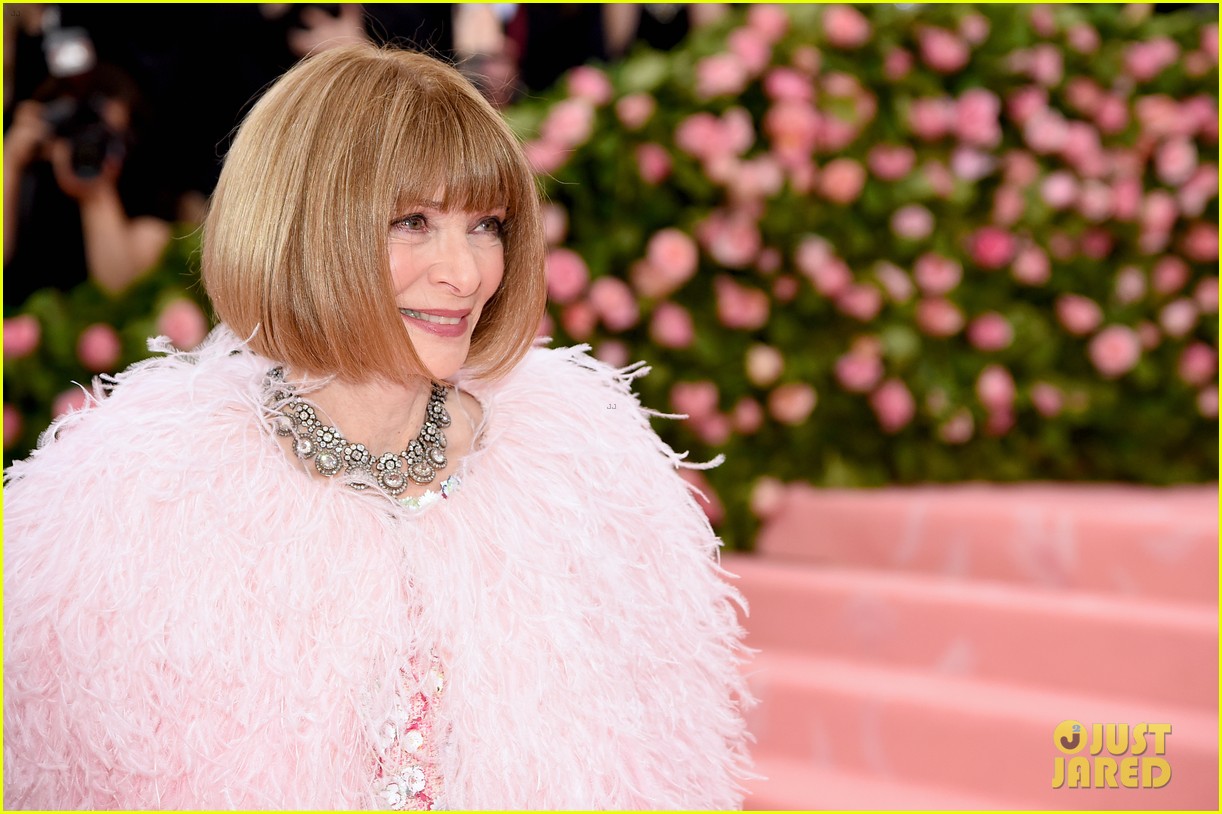 Anna Wintour's Former Assistant Reveals What It Was Like Working for ...