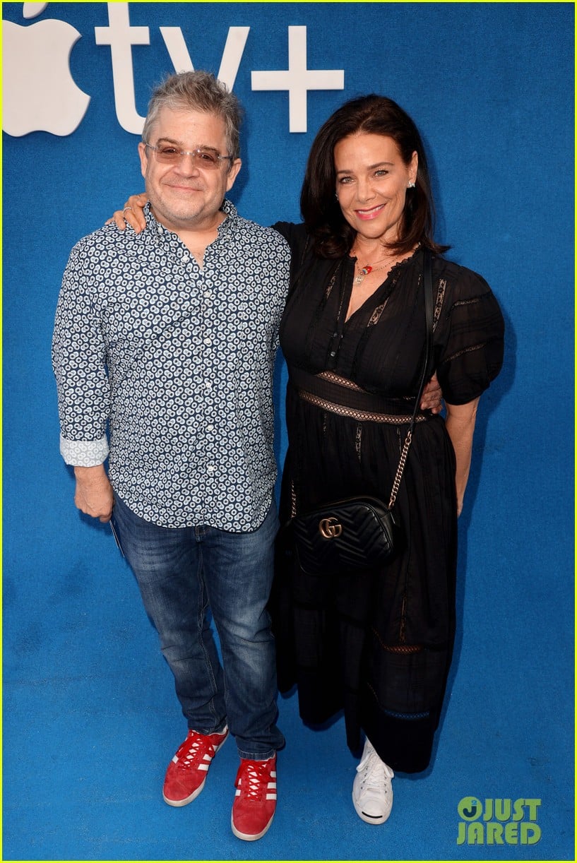 Sophia Bush & Kesha Hit the Blue Carpet at 'Ted Lasso' Season Two ...