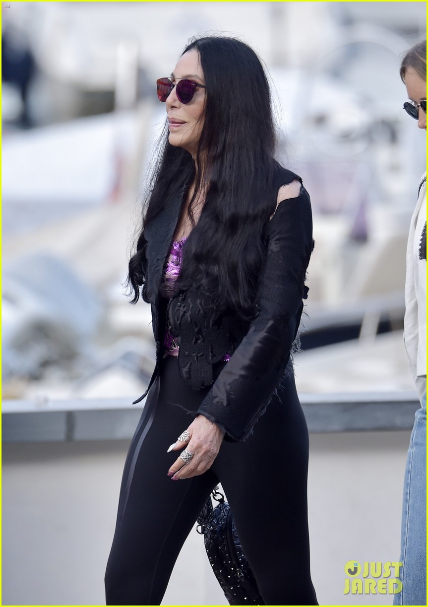 Cher's 'Moonstruck' Co-Star Nicolas Cage Shared A Funny Story From ...