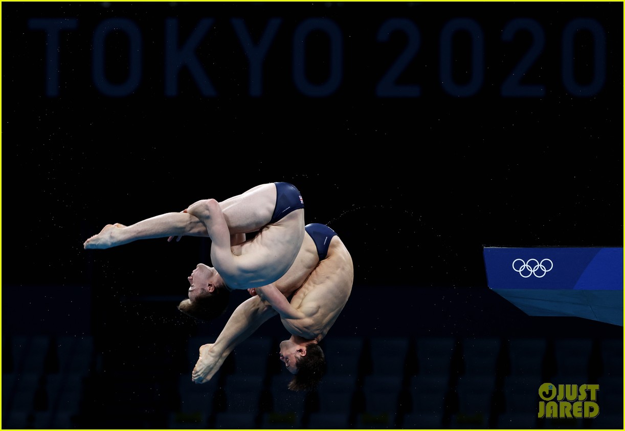 Tom Daley Wins Olympic Gold with Matty Lee, His Husband Dustin Lance ...