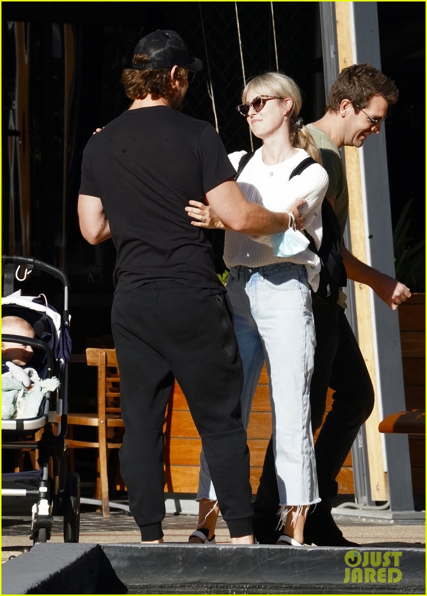 Sex/Life's Adam Demos Walks Along the Beach in Australia: Photo 4598115 ...