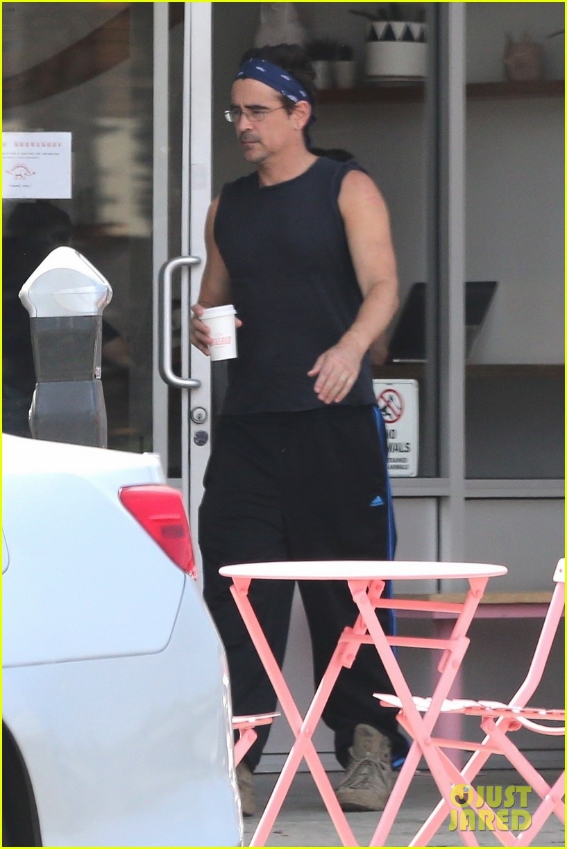 Colin Farrell Heads Out on Morning Coffee Run in Los Feliz: Photo ...